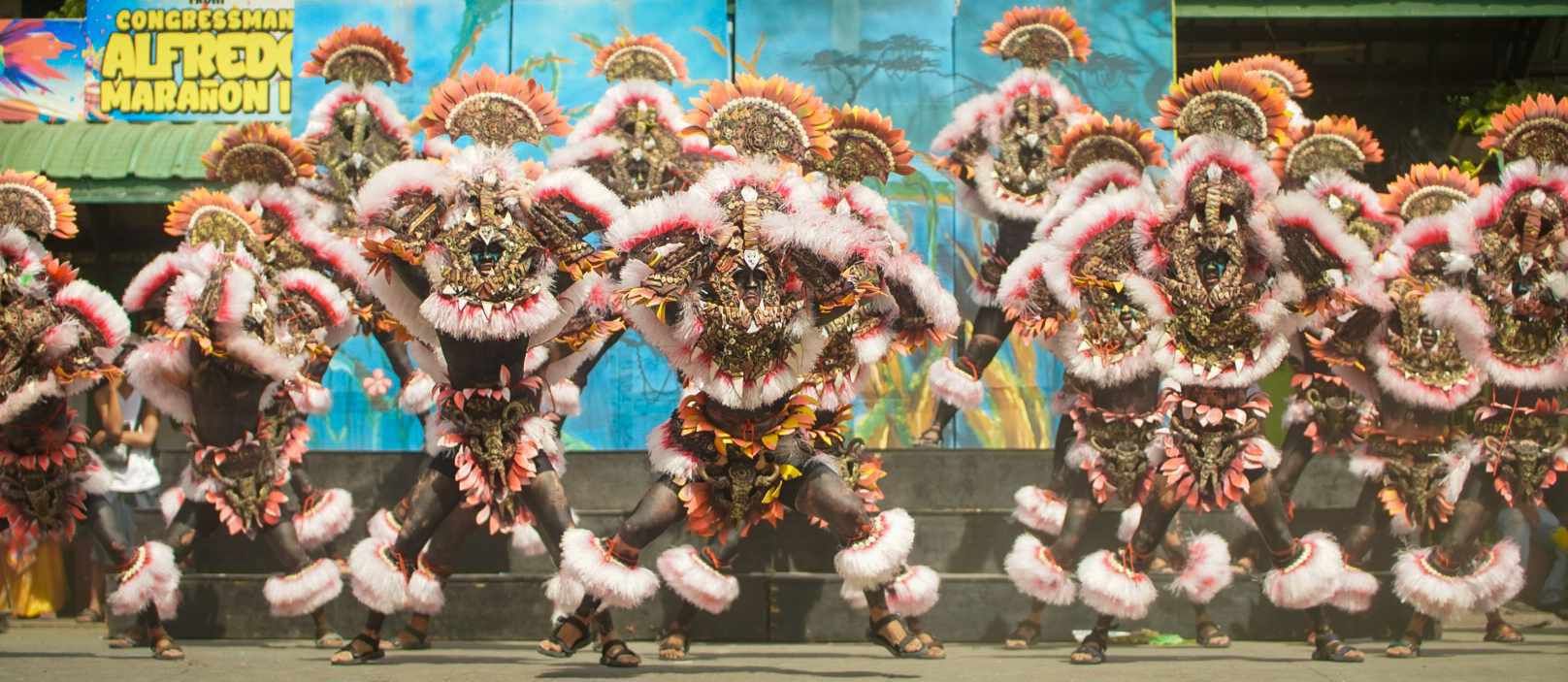 Tribu Sicablun Quatro crowned Dinagsa street dance champion - Negros ...