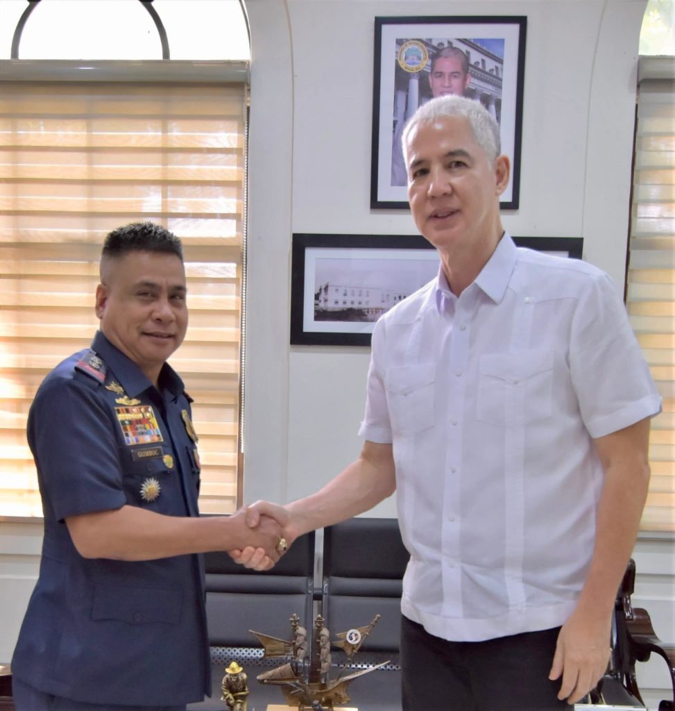 CIDG-NIR Officers Visit Gov. Lacson - Negros Daily Bulletin